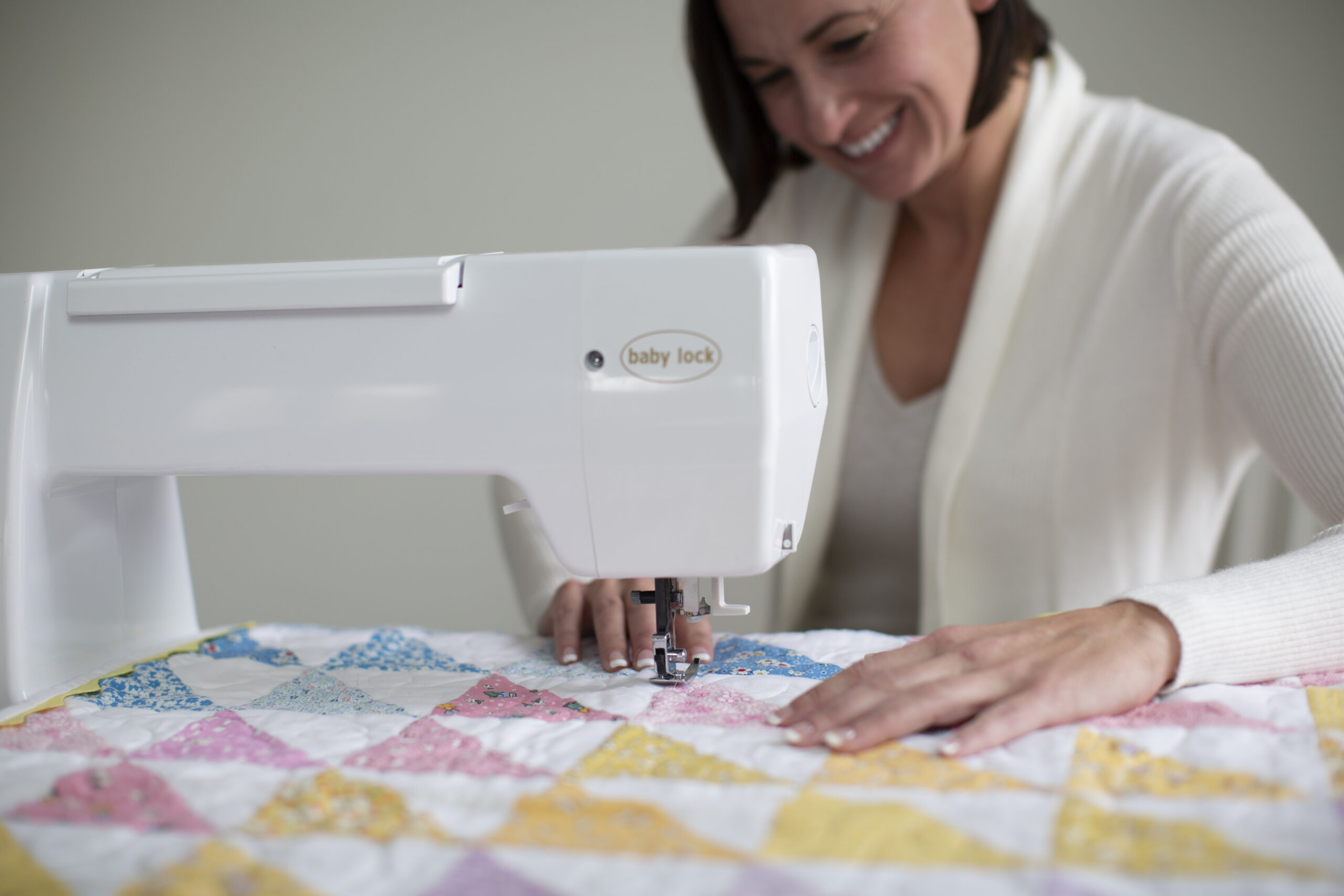 Baby Lock Jazz II Sewing & Quilting Machine W/ Bundle