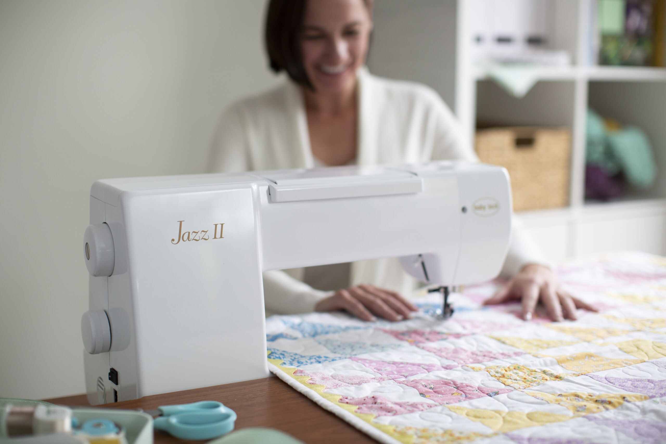 Baby Lock Jazz II Sewing & Quilting Machine W/ Bundle