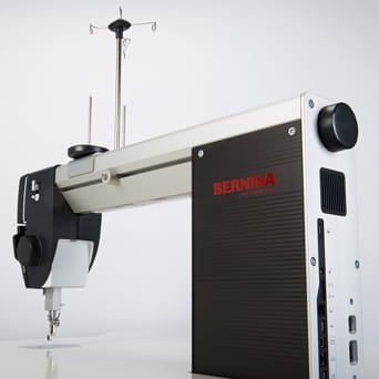 BERNINA Q20 Longarm with BERNINA Pro Frame