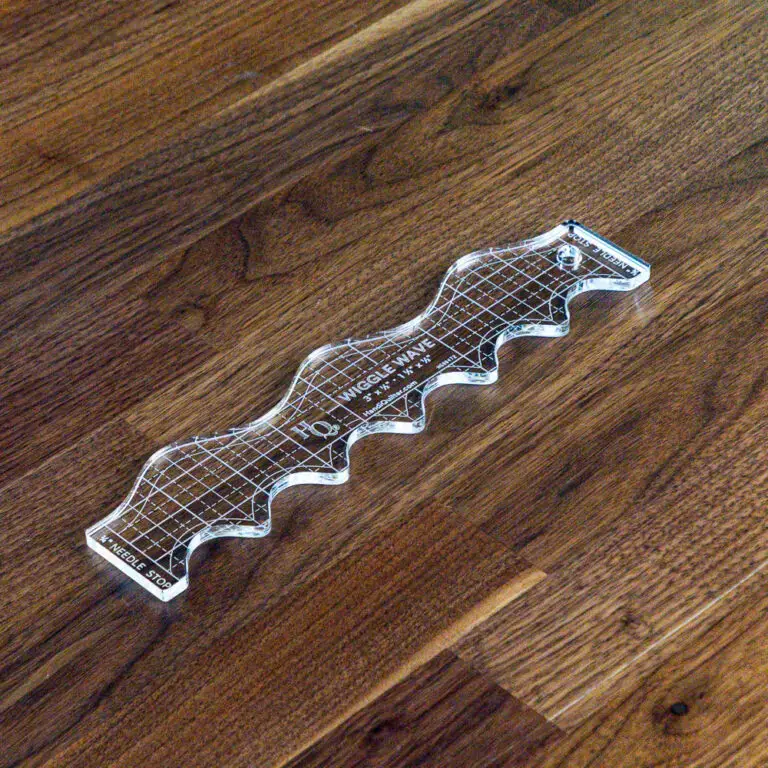 Handi Quilter Wiggle Wave Ruler - SAVE Stores